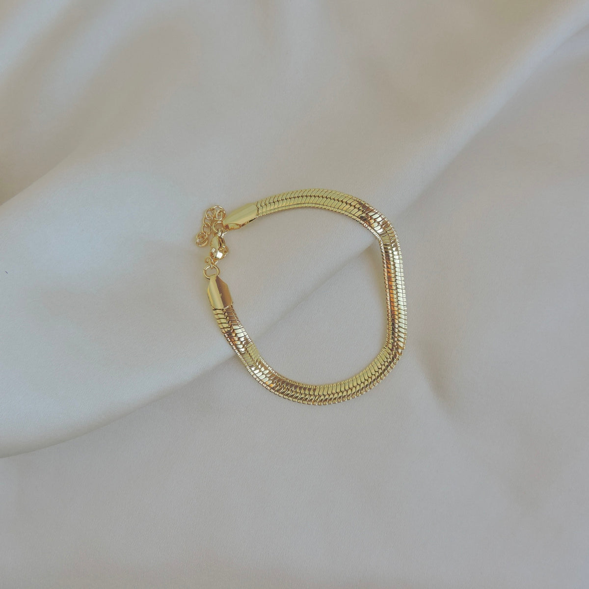 Bold snake bracelet – Beads